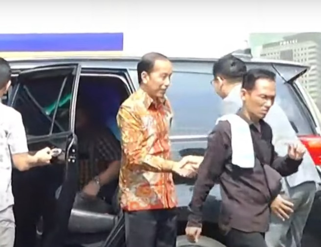 Jokowi Sambangi Polda Metro Laporkan Kasus Tudingan Ijazah Palsu