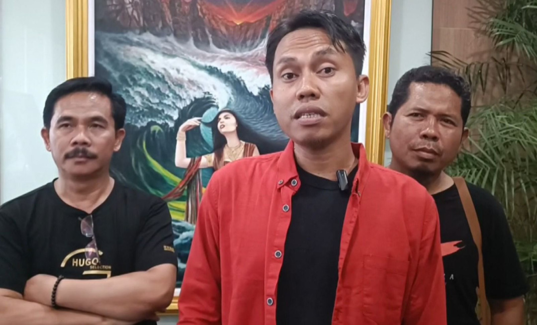 Generasi Muda Dikenalkan Tradisi Budaya Lombok Timur Melalui Lukisan