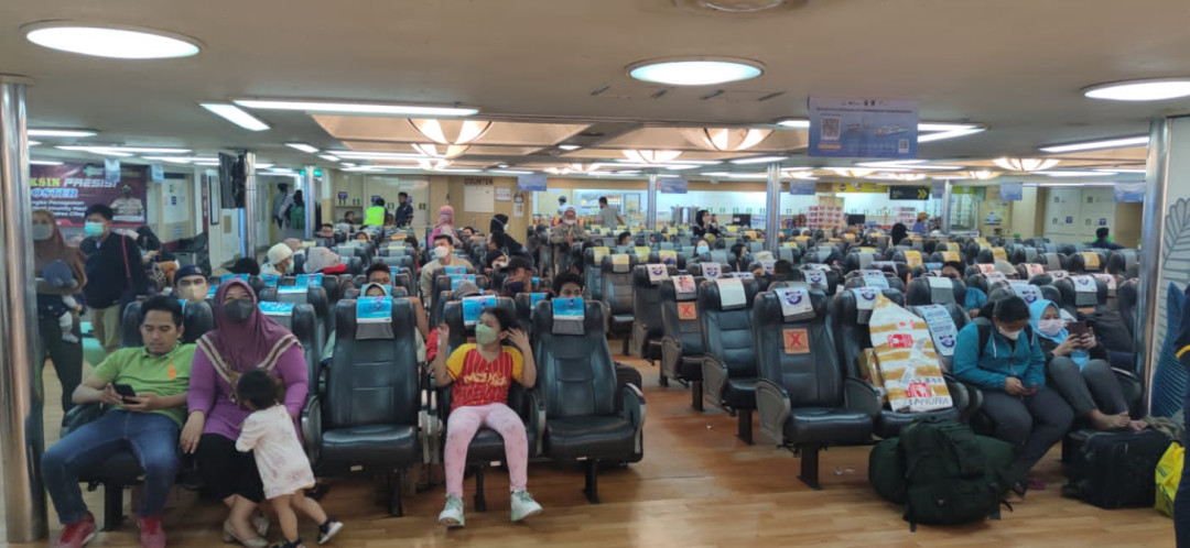 Menengok Fasilitas Kapal Ferry di Pelabuhan Merak