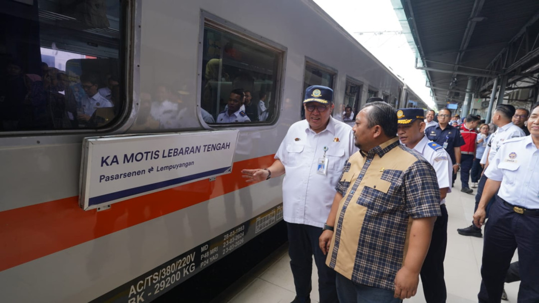 DJKA Resmi Lepas Keberangkatan Kereta Api Angkutan Motor Gratis Lebaran ...