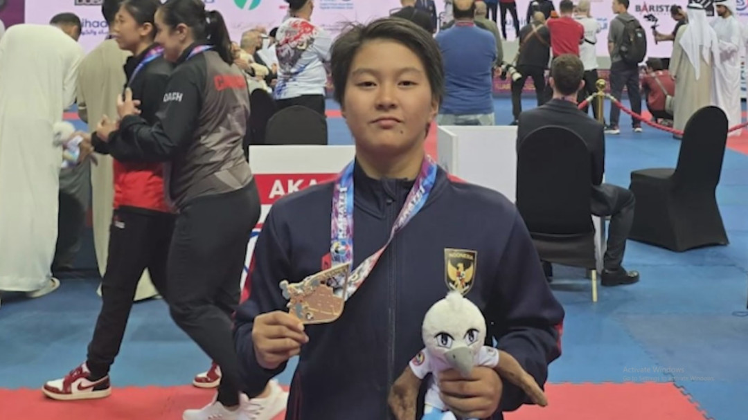Saskia Putri Salurante Sukses Raih Juara Pertama di Kejuaraan Dunia Karate WKF 2025