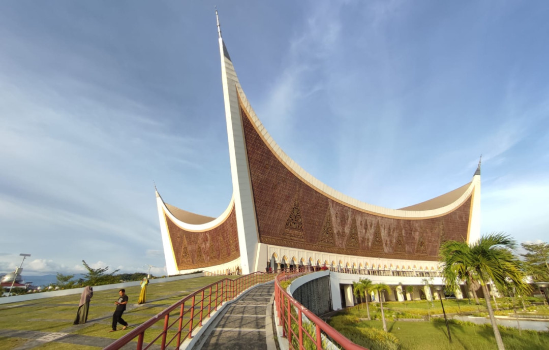 Masjid Raya Sumbar Resmi Ganti Nama Jadi Masjid Raya Syekh Ahmad Khatib ...