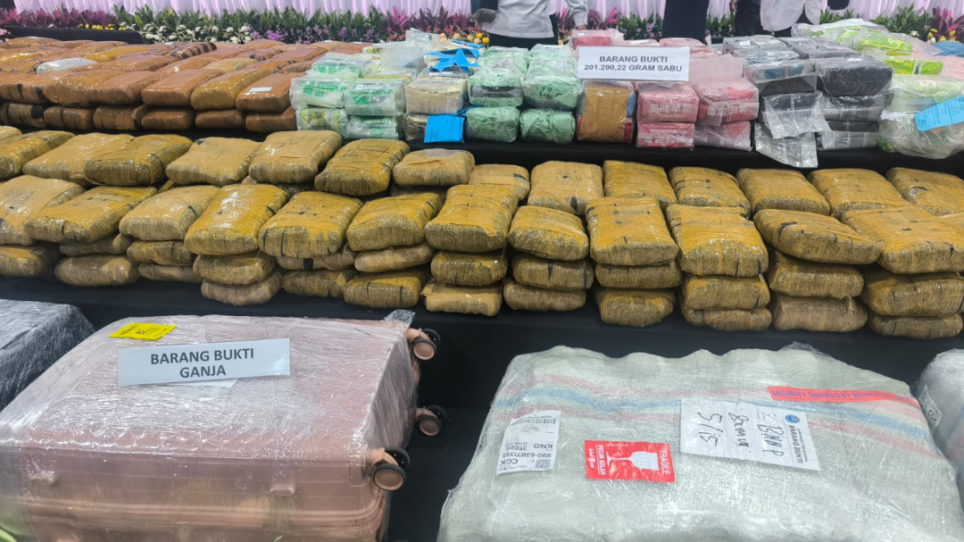 BNN Ungkap 14 Kasus Narkotika, Sita Lebih dari Satu Ton Barang Bukti