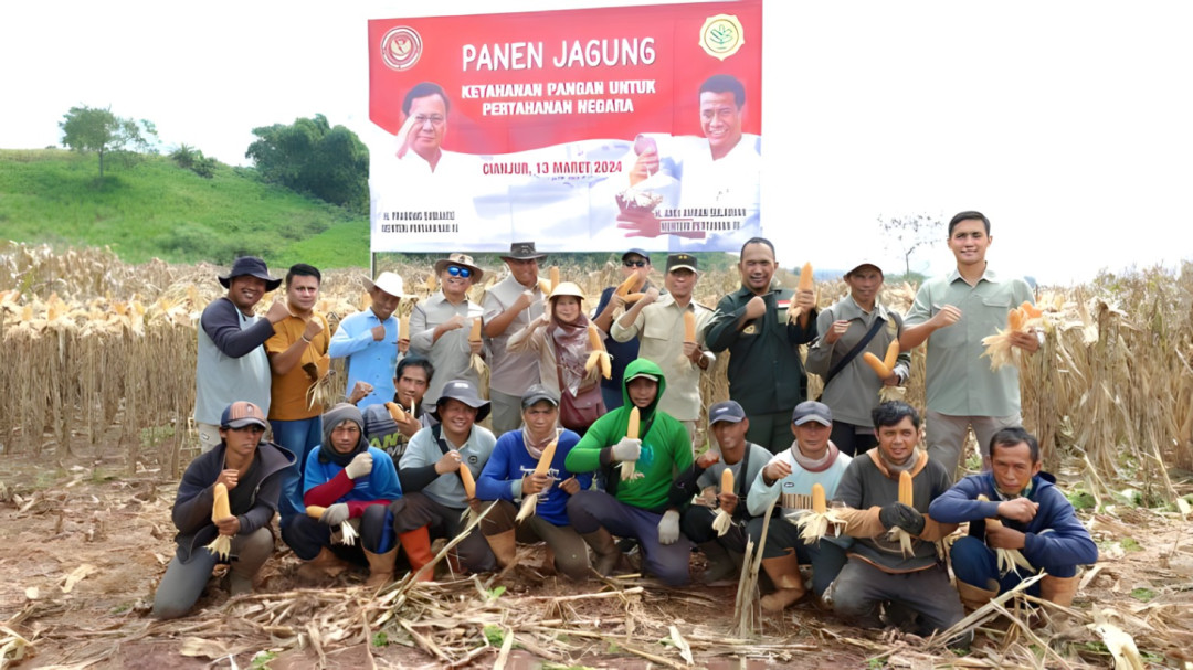 Peningkatan Ketahanan Pangan Nasional, Kemhan RI Panen Raya Jagung di Lahan Food Estate, Jawa Barat