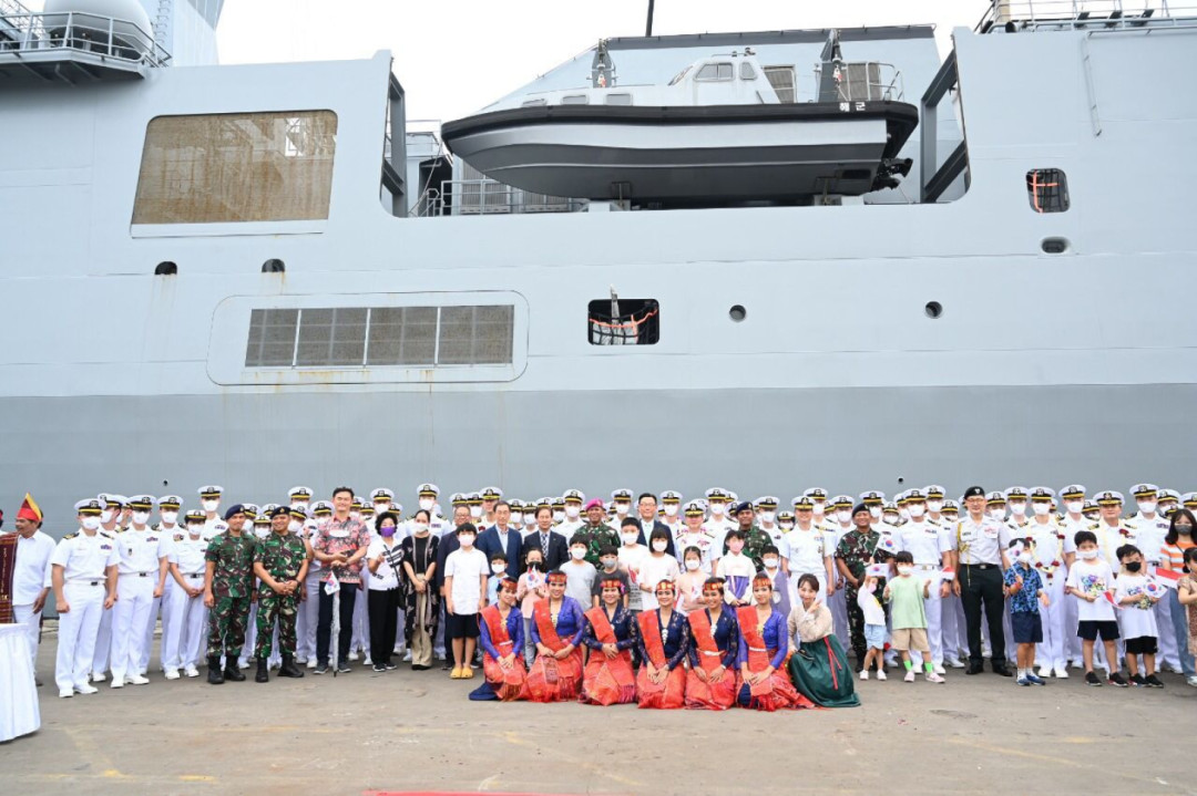 2 Kapal Perang Korea Masuk Indonesia, TNI AL Kerahkan KRI untuk Passing ...